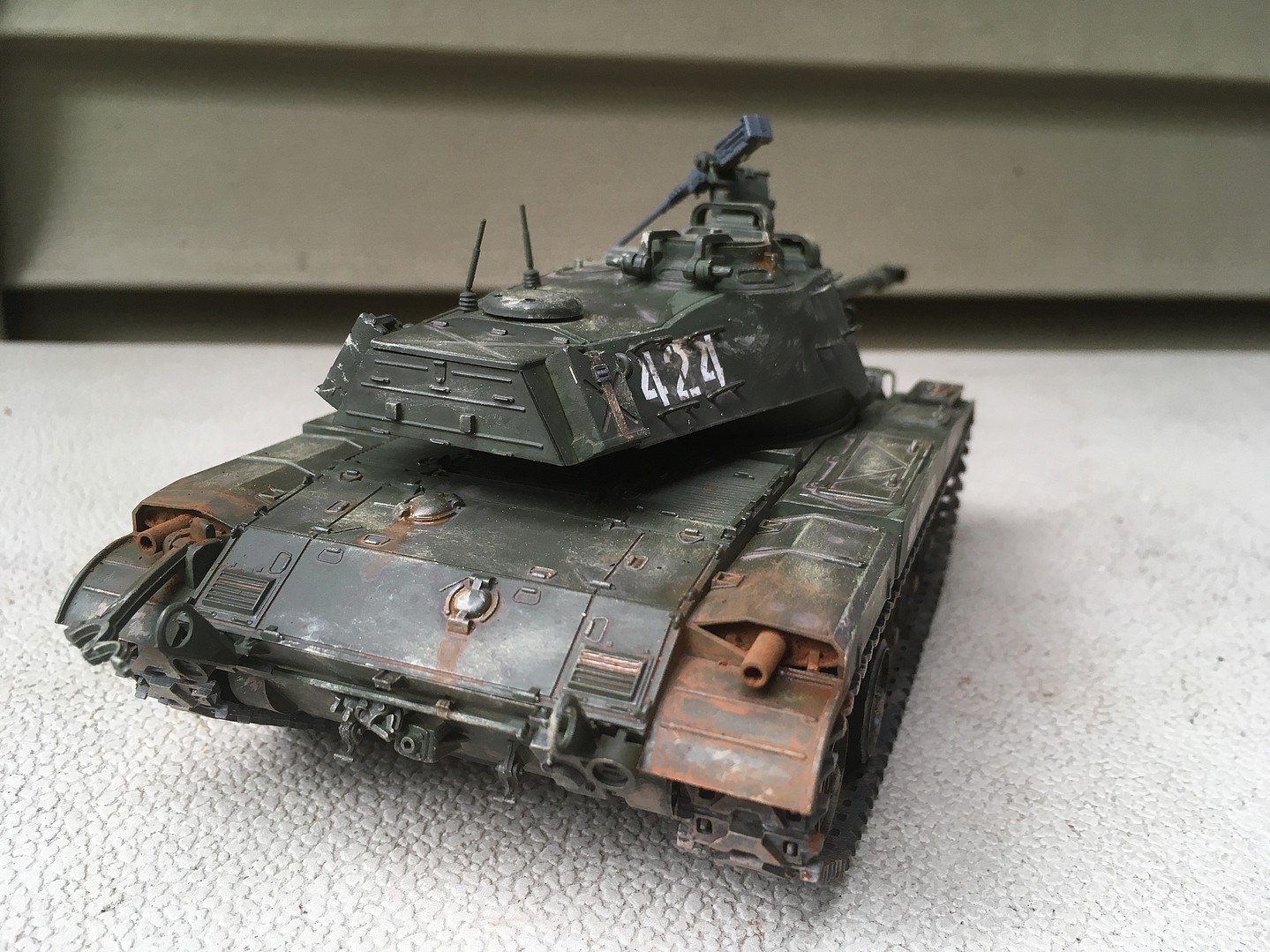 US M41 Walker Bulldog -- Plastic Model Military Vehicle Kit -- 1/35 ...