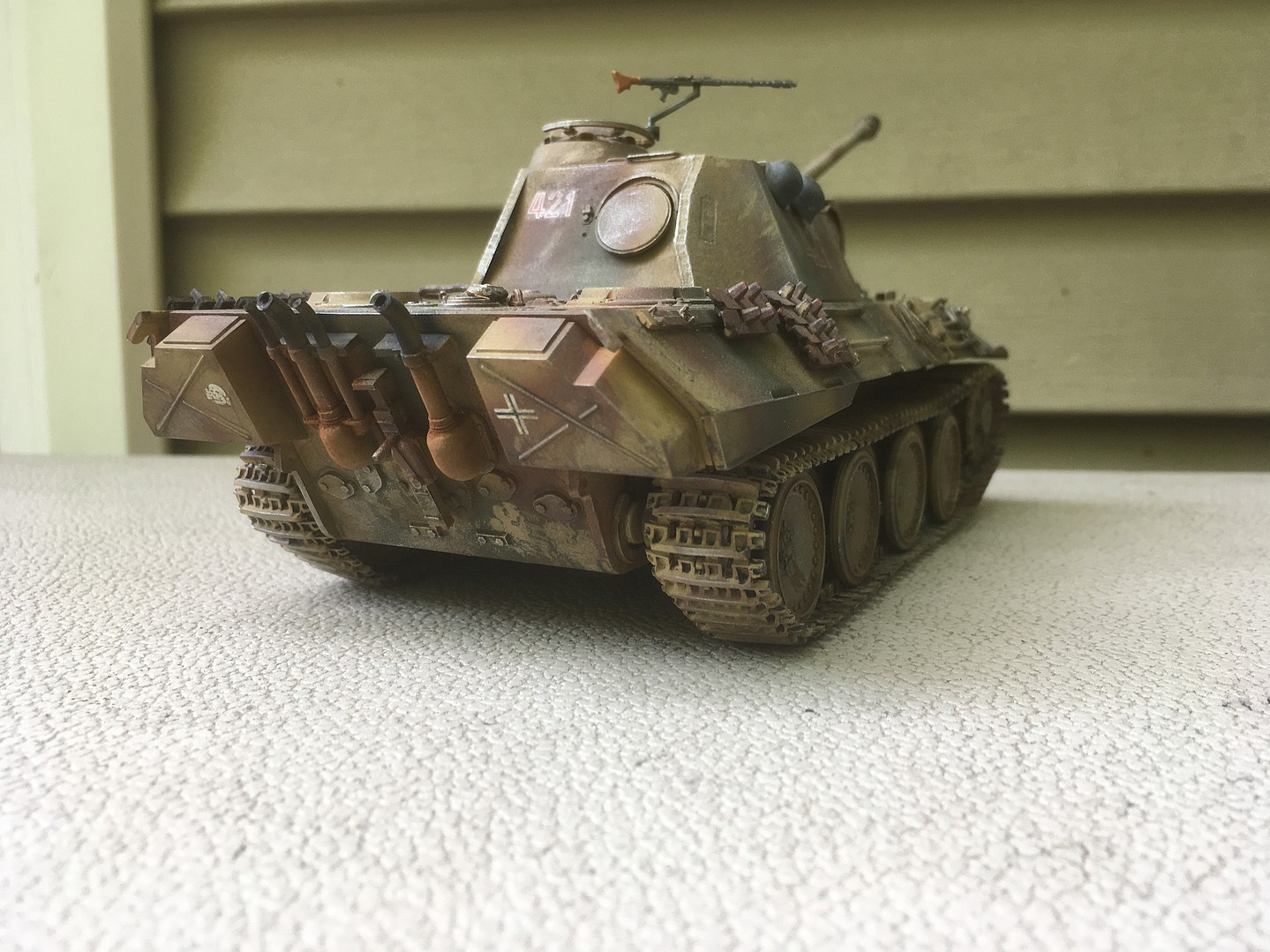 German Panther Medium Tank -- Plastic Model Military Vehicle Kit -- 1/ ...