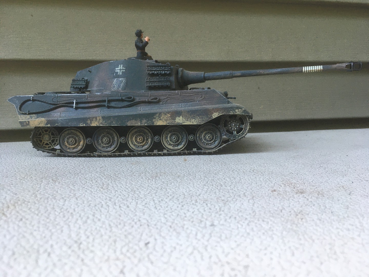 King Tiger Tank -- Plastic Model Military Vehicle Kit -- 1/35 Scale ...