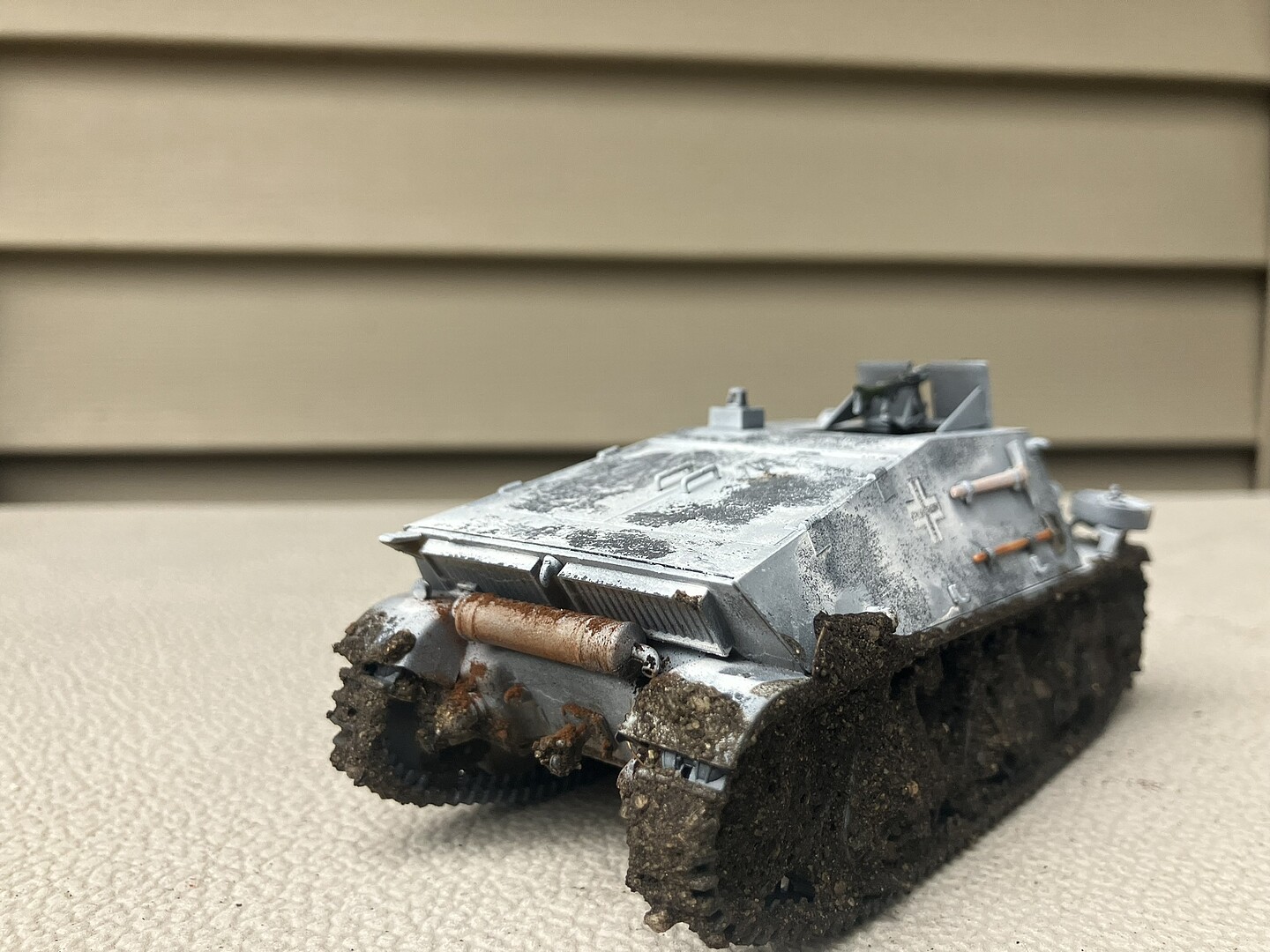 38H(f) German Observation Vehicle Kit -- Plastic Model Military Tank ...