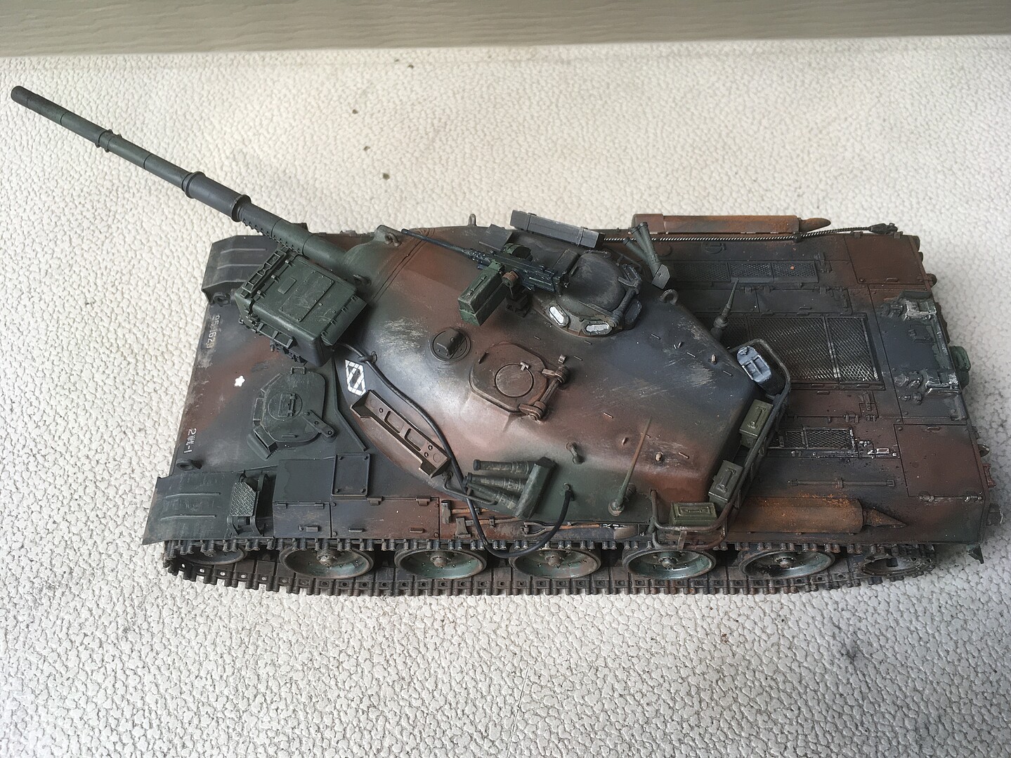 Japanese Type 74 Tank -- Plastic Model Military Vehicle Kit -- 1/72 ...