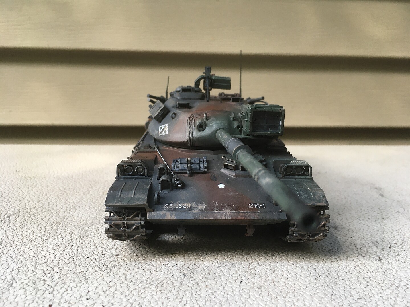 Japanese Type 74 Tank -- Plastic Model Military Vehicle Kit -- 1/72 ...