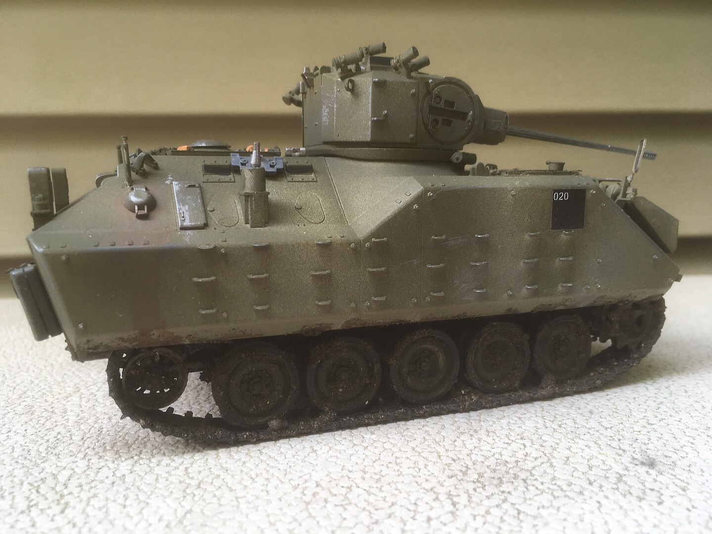 NATO Armored Infantry Vehicle w/25mm Turret -- Plastic Model Military ...