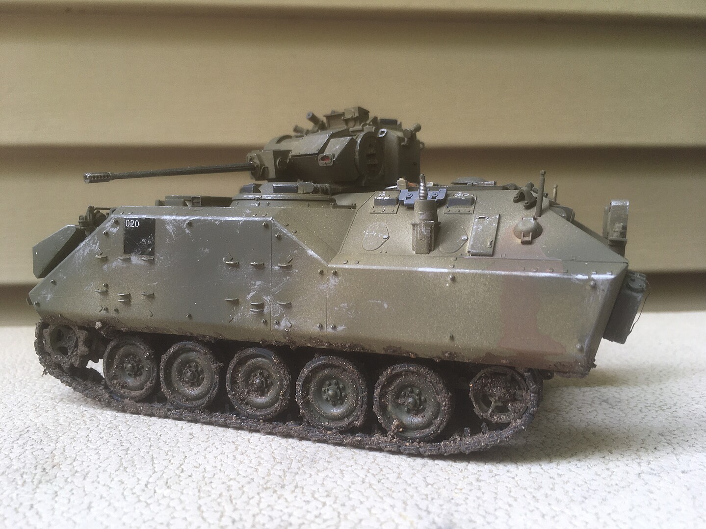 NATO Armored Infantry Vehicle w/25mm Turret -- Plastic Model Military ...