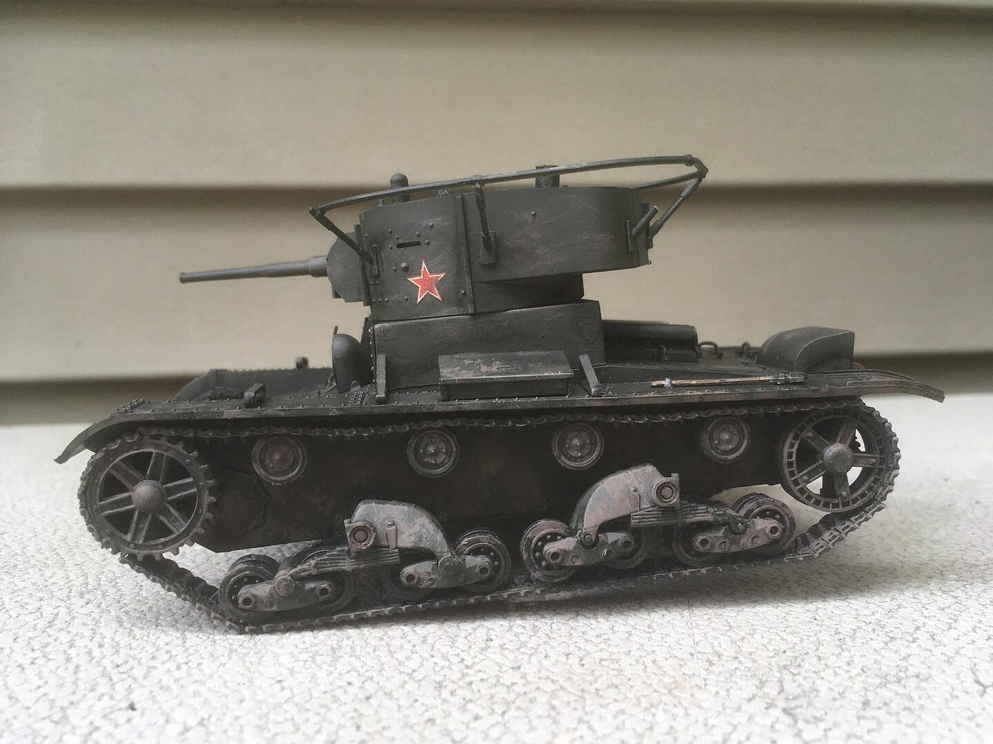 Gallery Pictures HobbyBoss Soviet T-26 Light Tank Plastic Model ...