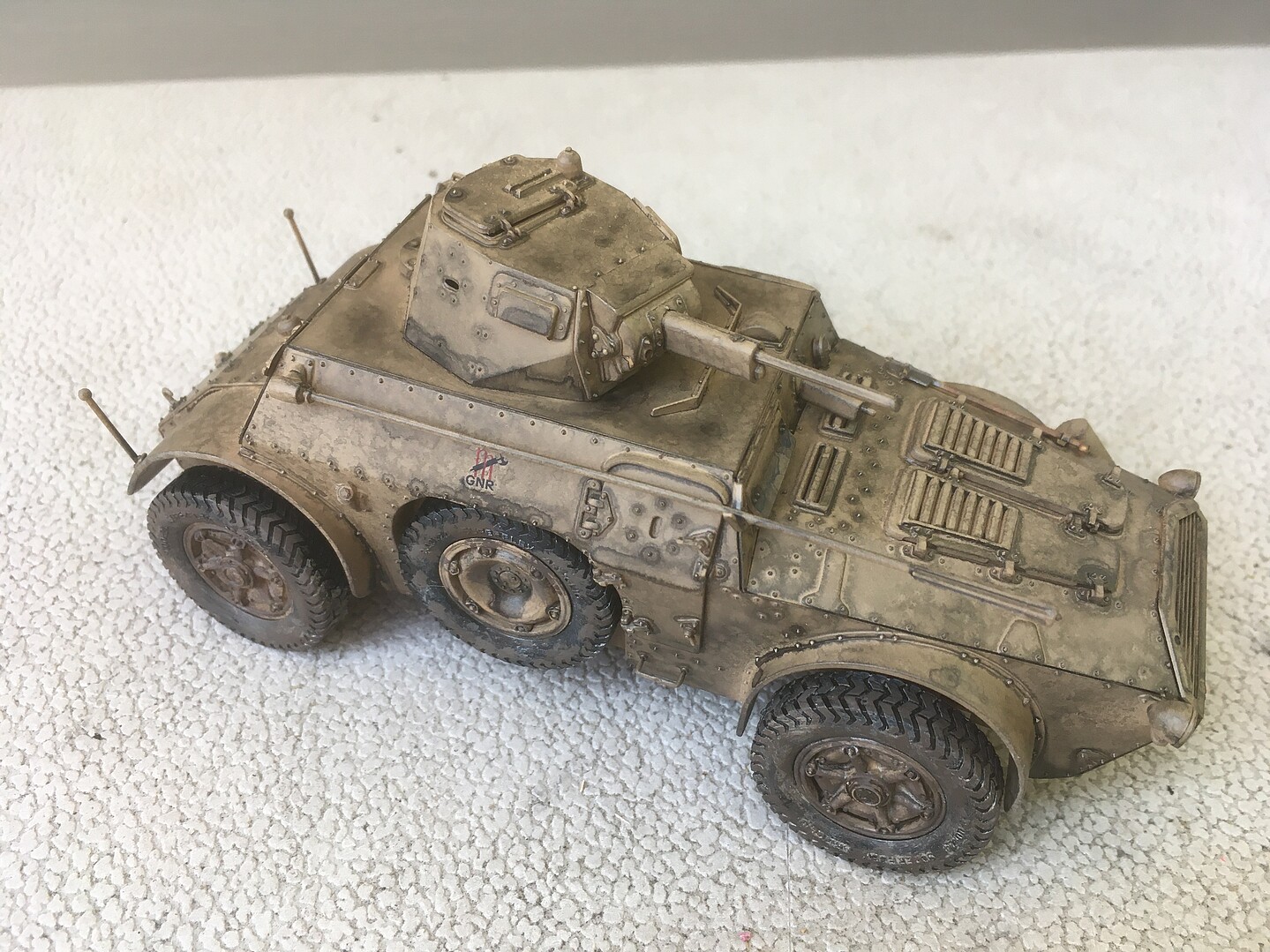 Autoblinda AB 41 Armored Car -- Plastic Model Military Vehicle Kit -- 1 ...