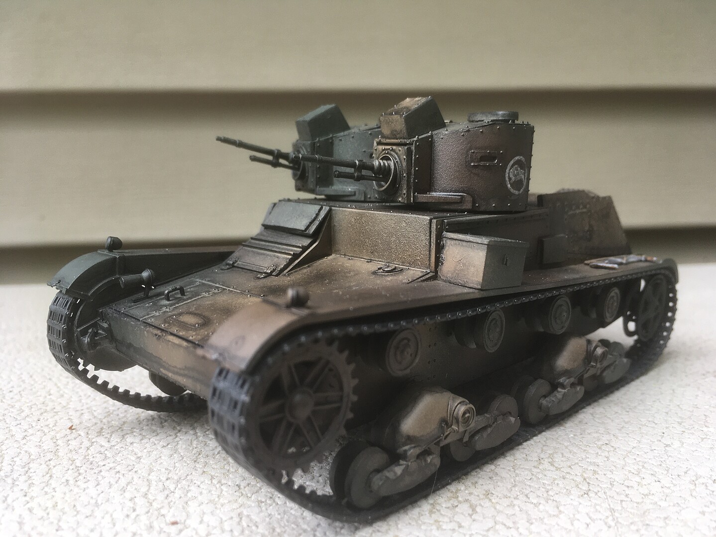 WWII 7TP Polish Light Tank with Double Turret -- Plastic Model Tank Kit ...