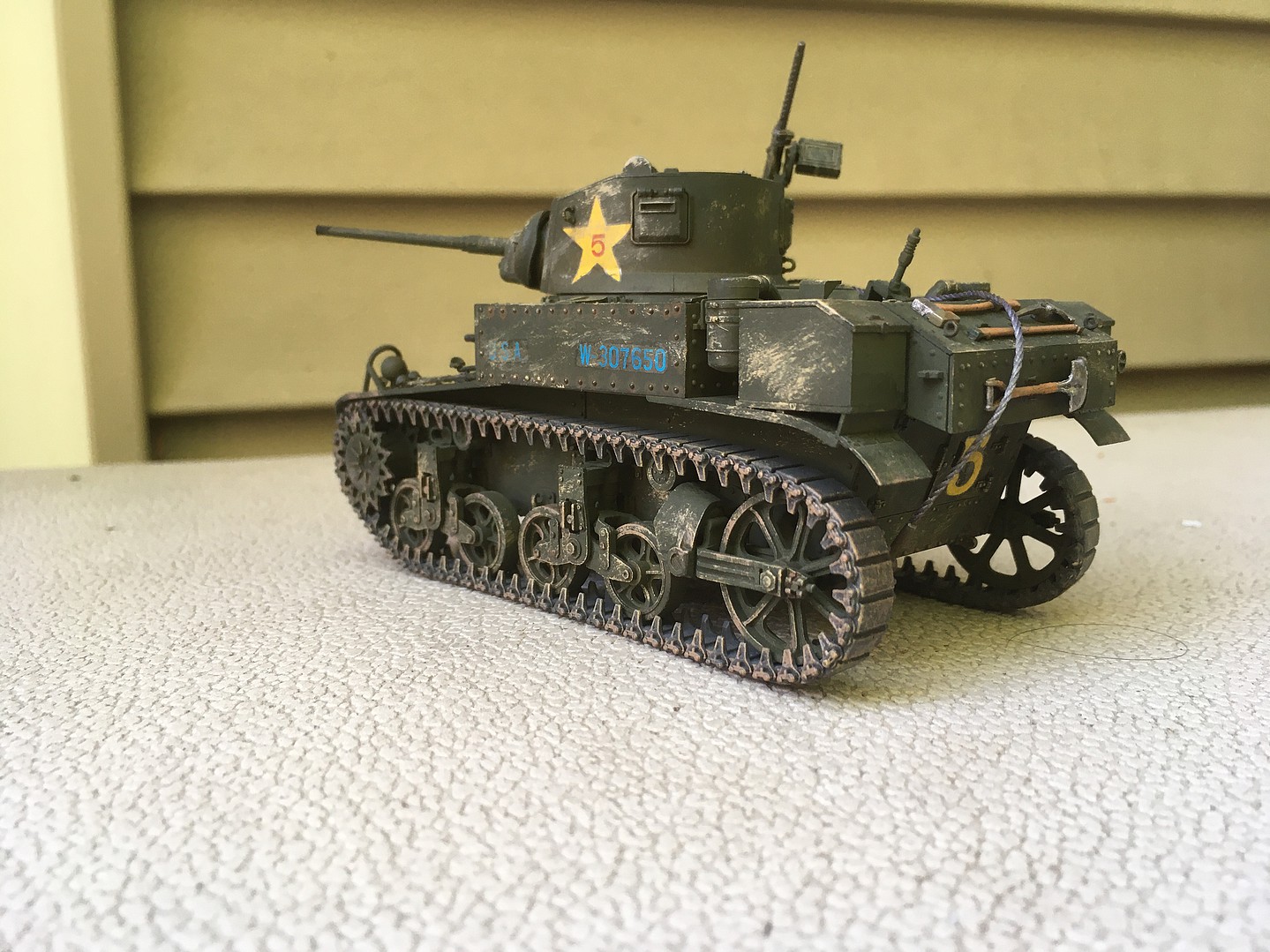 US Light Tank M3 Stuart Late Production -- Plastic Model Military ...