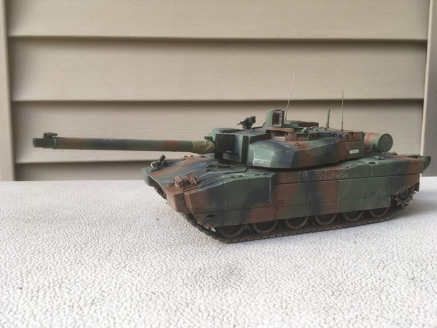 French Leclerc Series 2 Main Battle Tank -- Plastic Model Military ...