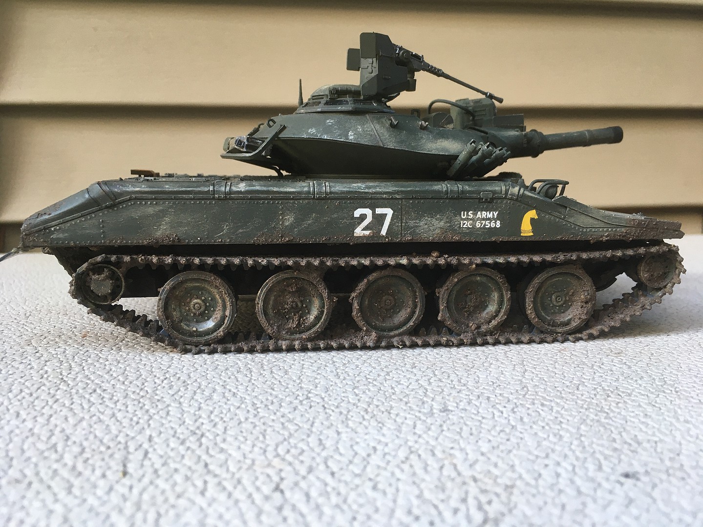 US M551 Sheridan Airborne Tank Vietnam War -- Plastic Model Tank Kit ...