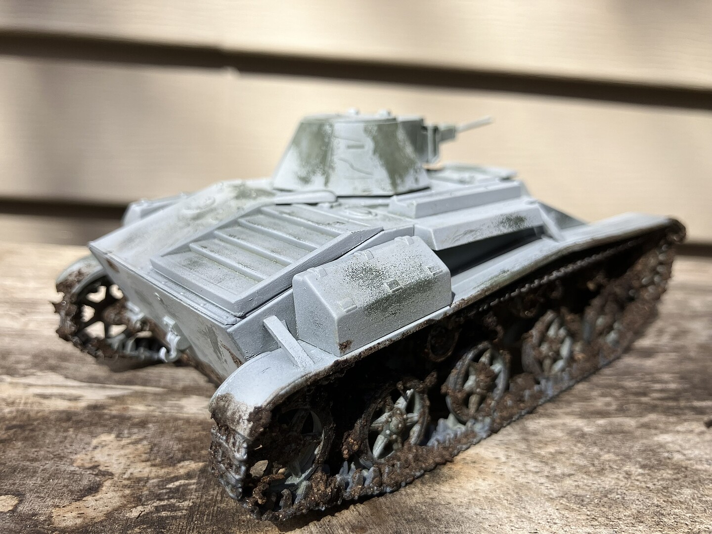 SOVIET T-60 LIGHT TANK -- Plastic Model Military Vehicle Kit -- 1/35 ...