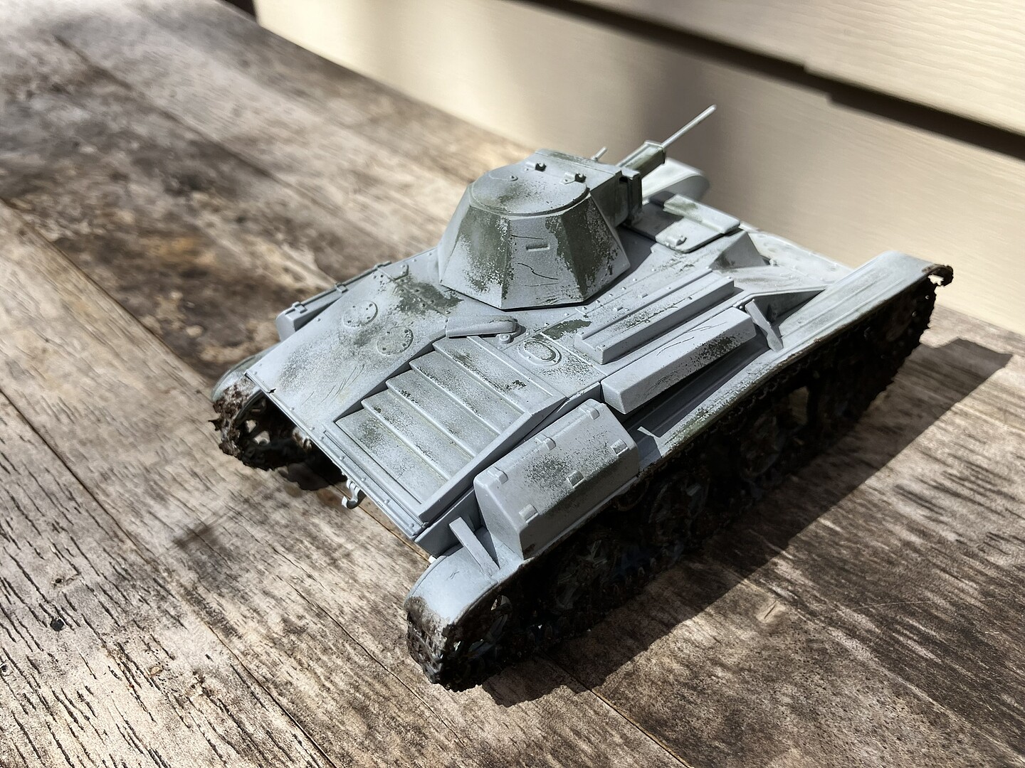 SOVIET T-60 LIGHT TANK -- Plastic Model Military Vehicle Kit -- 1/35 ...