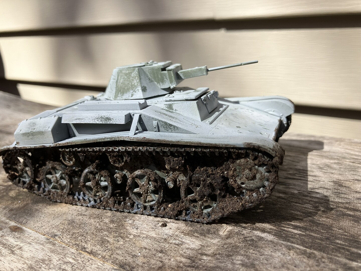 SOVIET T-60 LIGHT TANK -- Plastic Model Military Vehicle Kit -- 1/35 ...