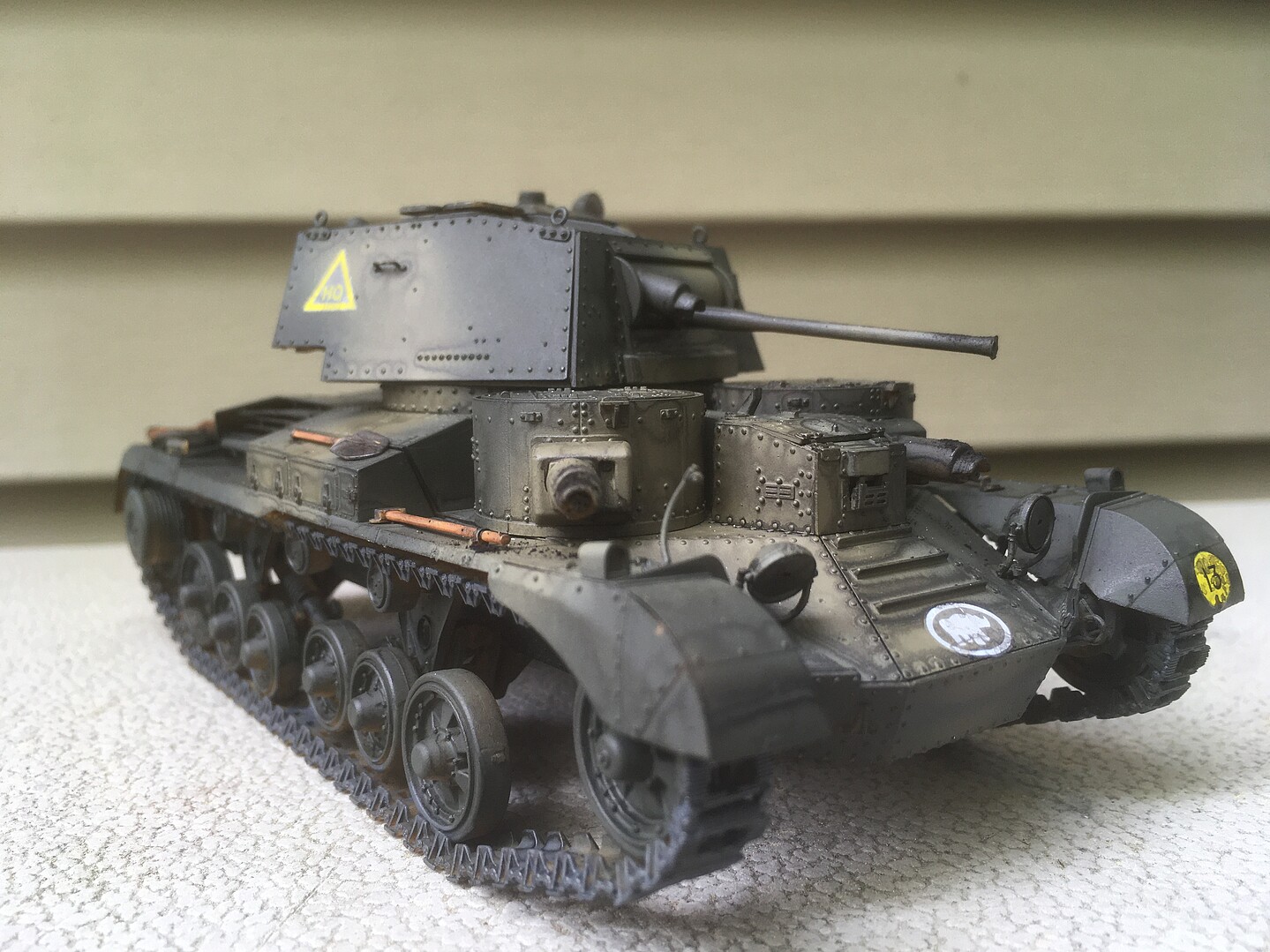 Cruiser A9 Mk I Tank -- Plastic Model Military Tank Kit -- 1/35 Scale ...