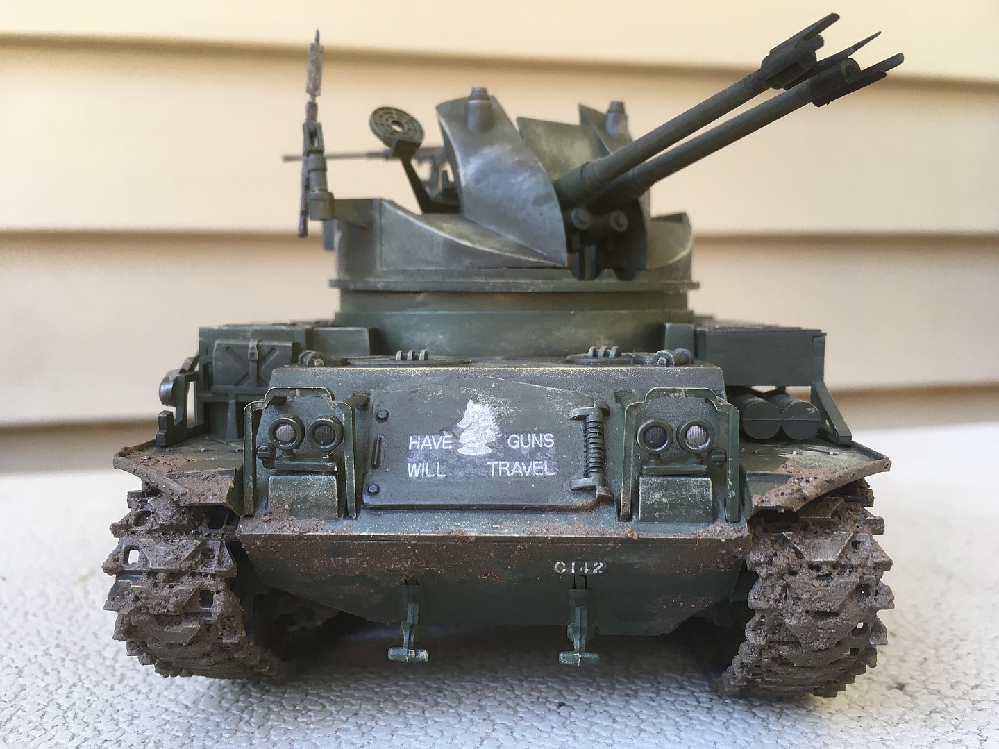US Gun M42 Duster -- Plastic Model Tank Kit -- 1/35 Scale -- #35161 ...