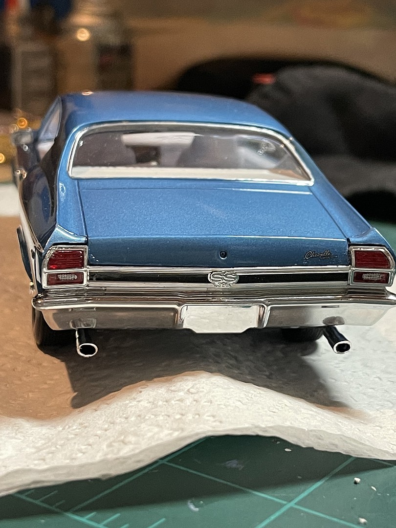 '69 Chevy Chevelle SS 396 -- Plastic Model Car Kit -- 1/25 Scale ...