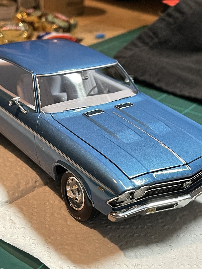 '69 Chevy Chevelle SS 396 -- Plastic Model Car Kit -- 1/25 Scale ...