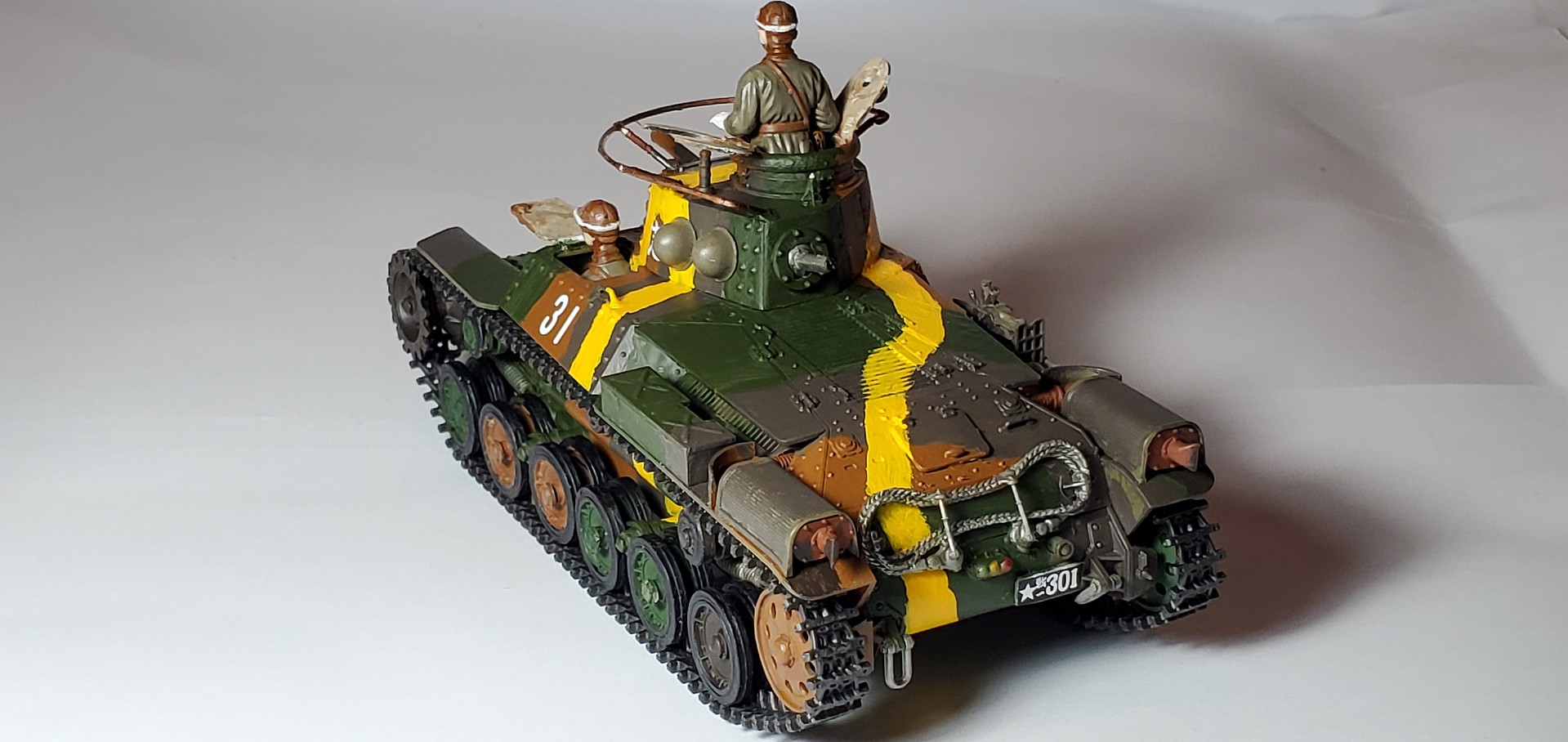 Japanese Tank Type 97 -- Plastic Model Military Vehicle Kit -- 1/35 ...