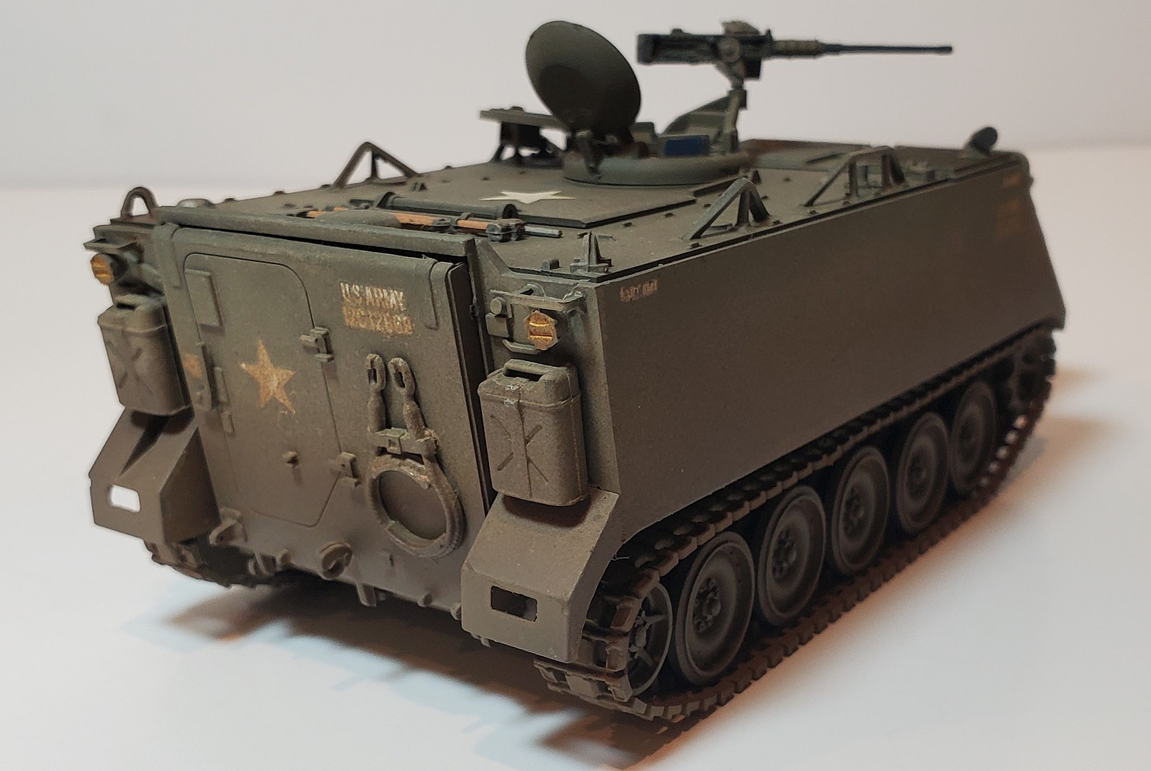 US M113 APC CA140 -- Plastic Model Military Vehicle Kit -- 1/35 Scale ...