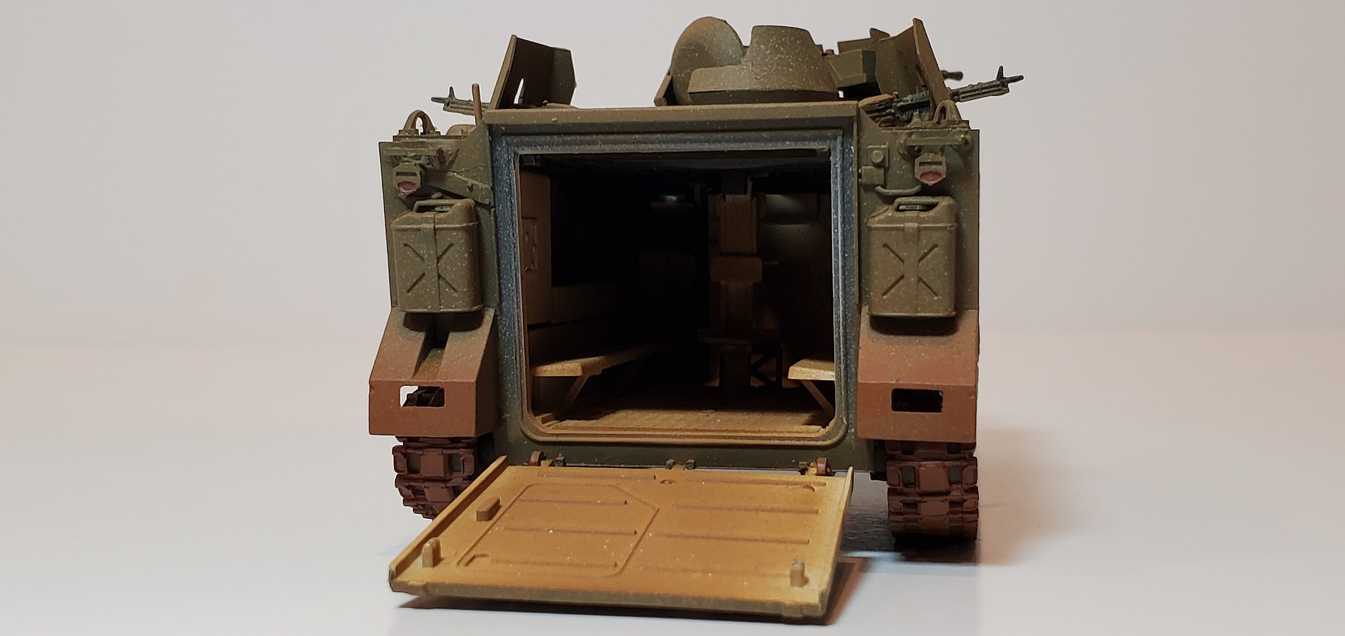 US M113 ACAV Support Vehicle -- Plastic Model Military Vehicle Kit -- 1 ...