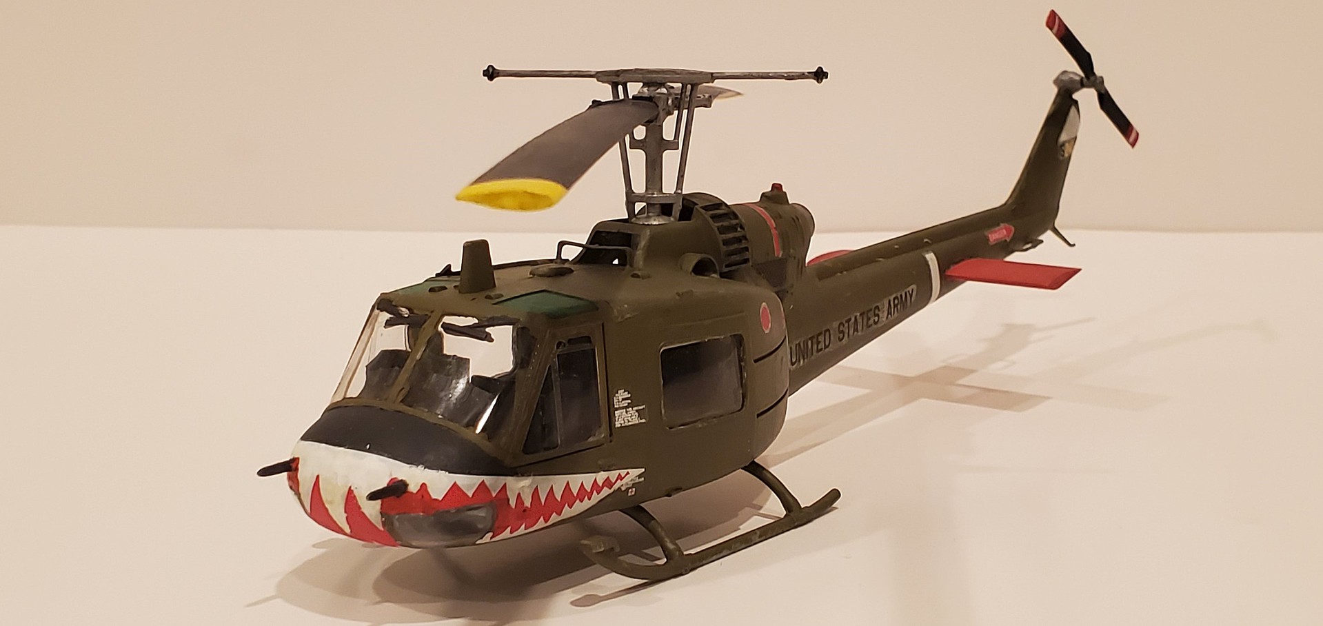 UH-1C Huey -- Plastic Model Helicopter Kit -- 1/48 Scale -- #hy85803 ...