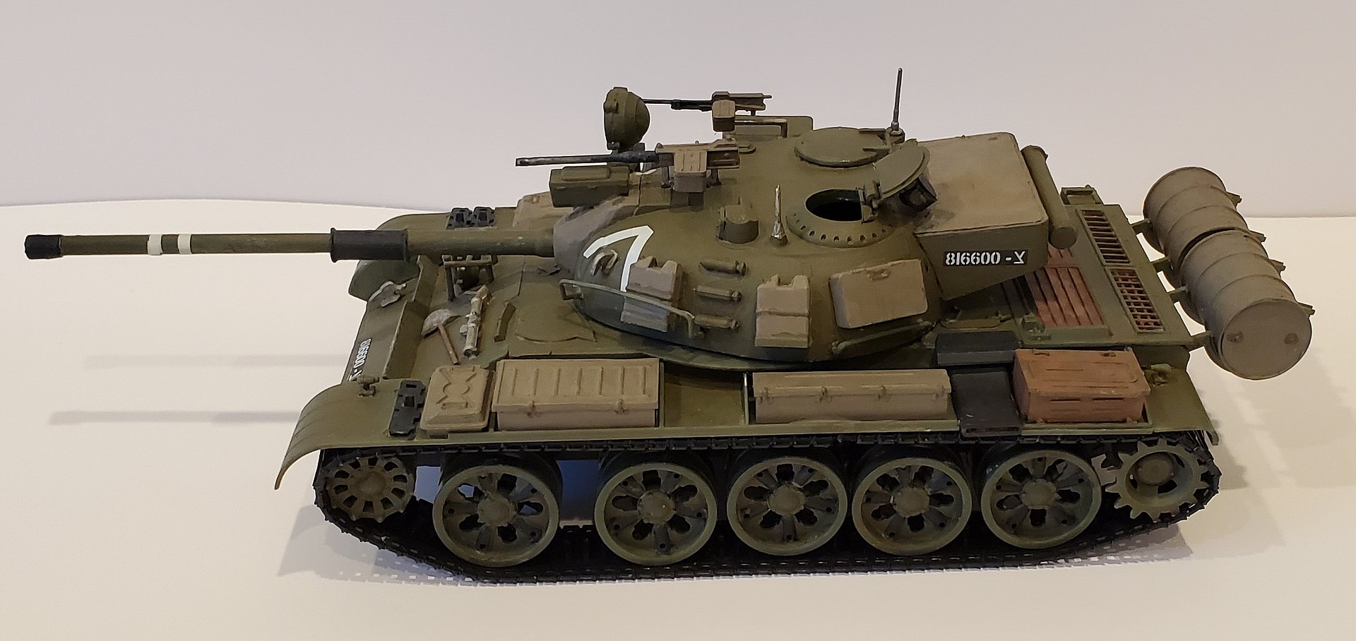 USSR T55 Tank (Re-Issue) -- Plastic Model Military Vehicle Kit -- 1/35 ...