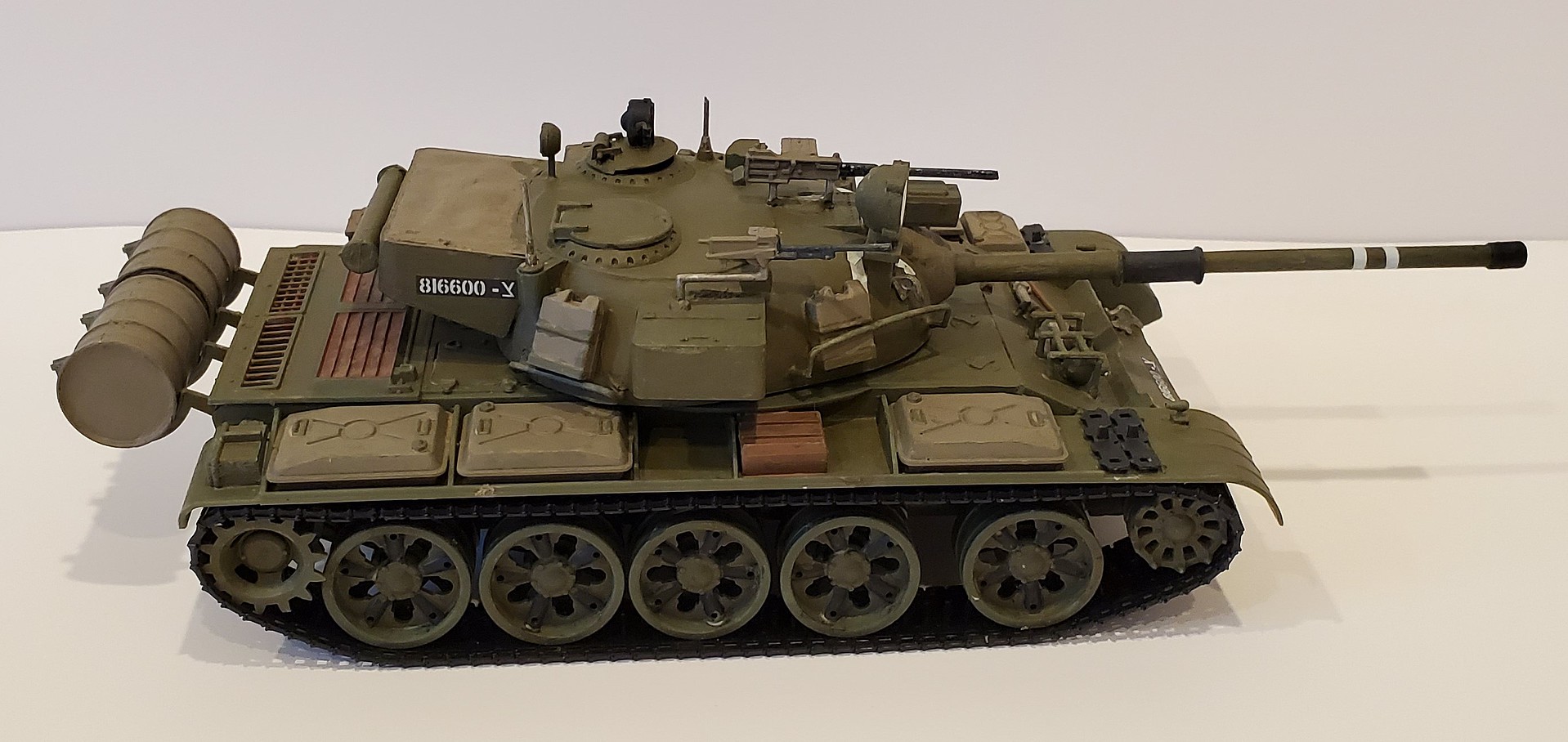 USSR T55 Tank (Re-Issue) -- Plastic Model Military Vehicle Kit -- 1/35 ...