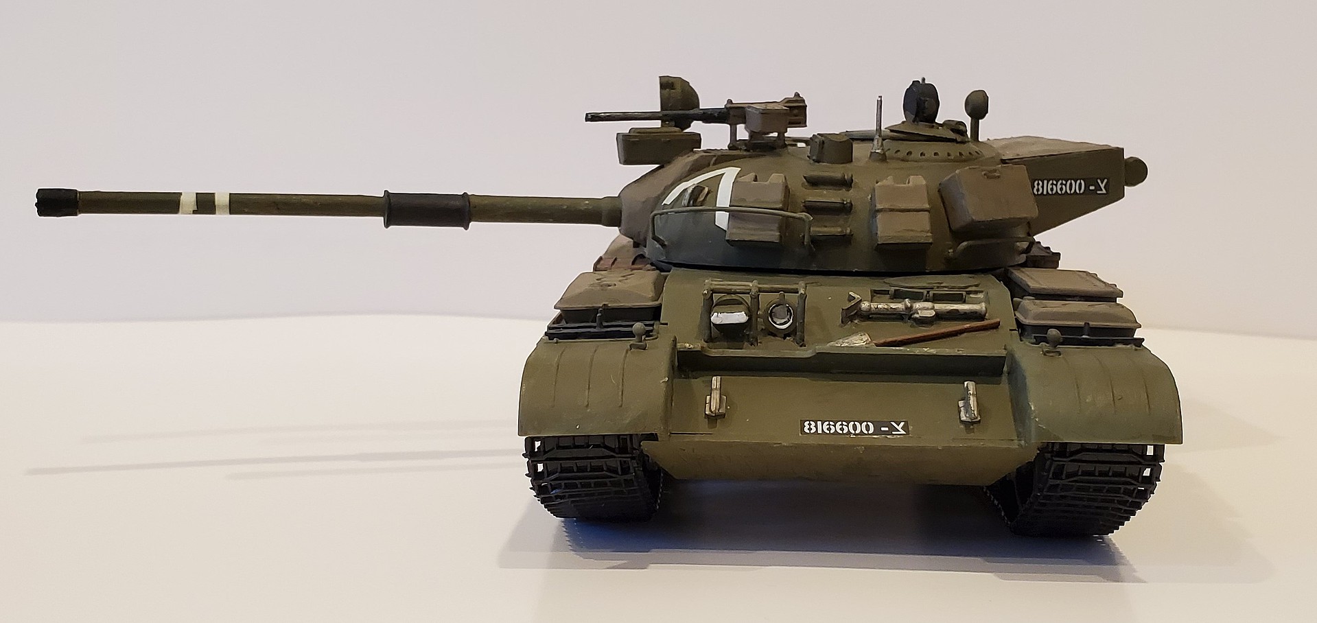 USSR T55 Tank (Re-Issue) -- Plastic Model Military Vehicle Kit -- 1/35 ...