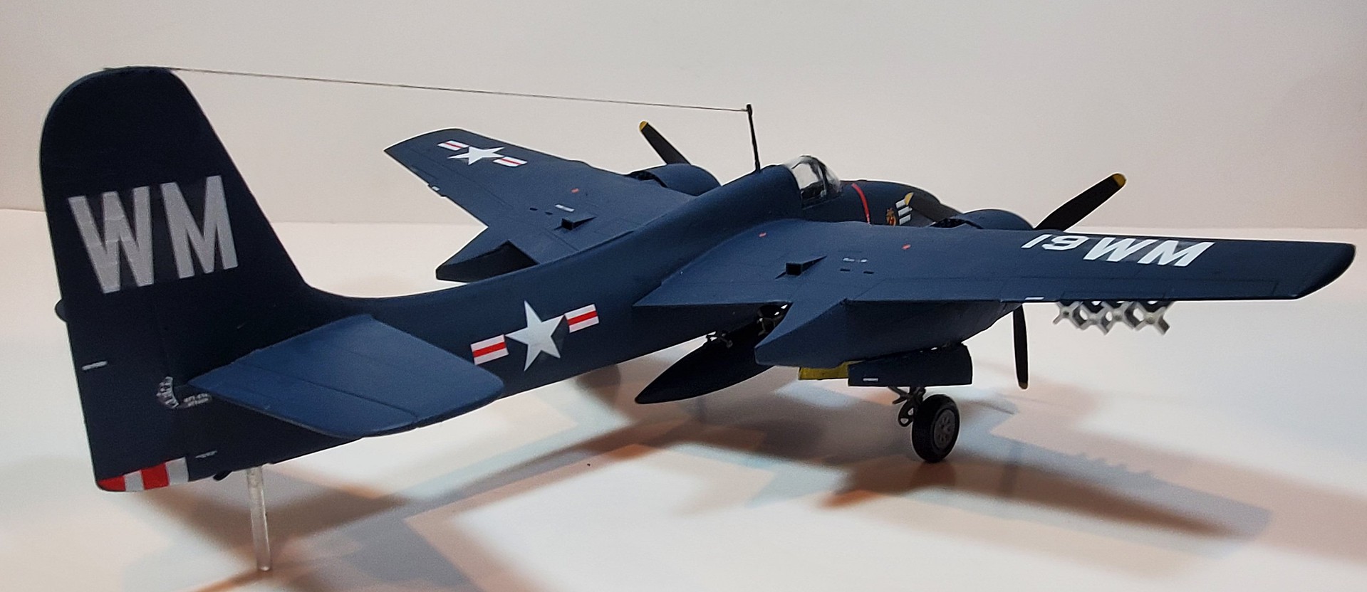 F7F-3 Tigercat -- Plastic Model Airplane Kit -- 1/48 Scale -- #2756s ...