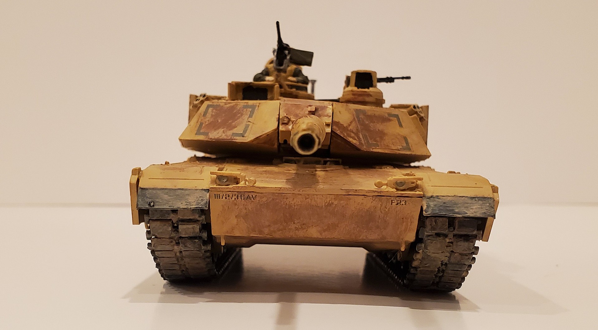 M1A2 Abrams -- Plastic Model Military Vehicle Kit -- 1/48 Scale ...