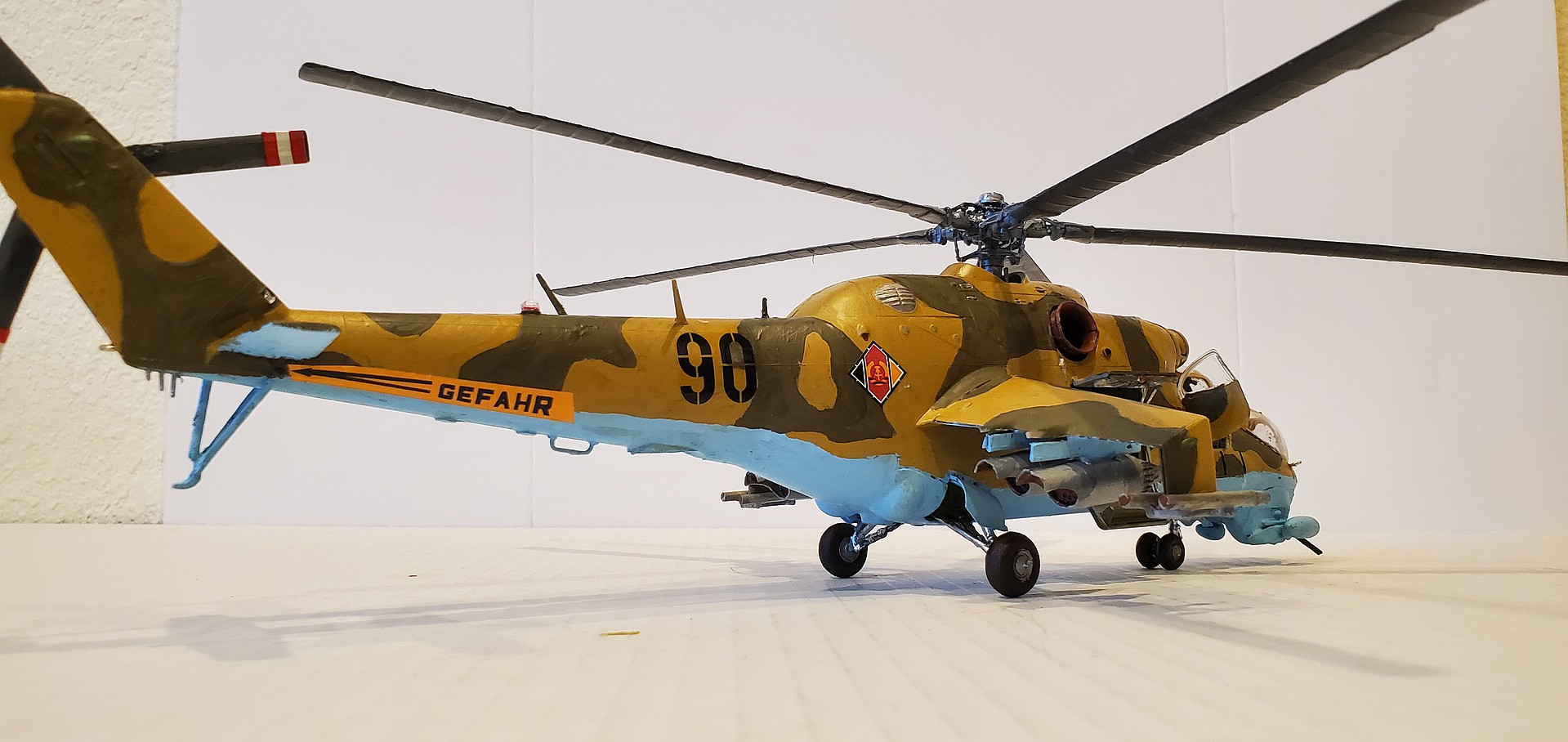MiL24 Hind -- Plastic Model Helicopter Kit -- 1/48 Scale -- #855856 ...