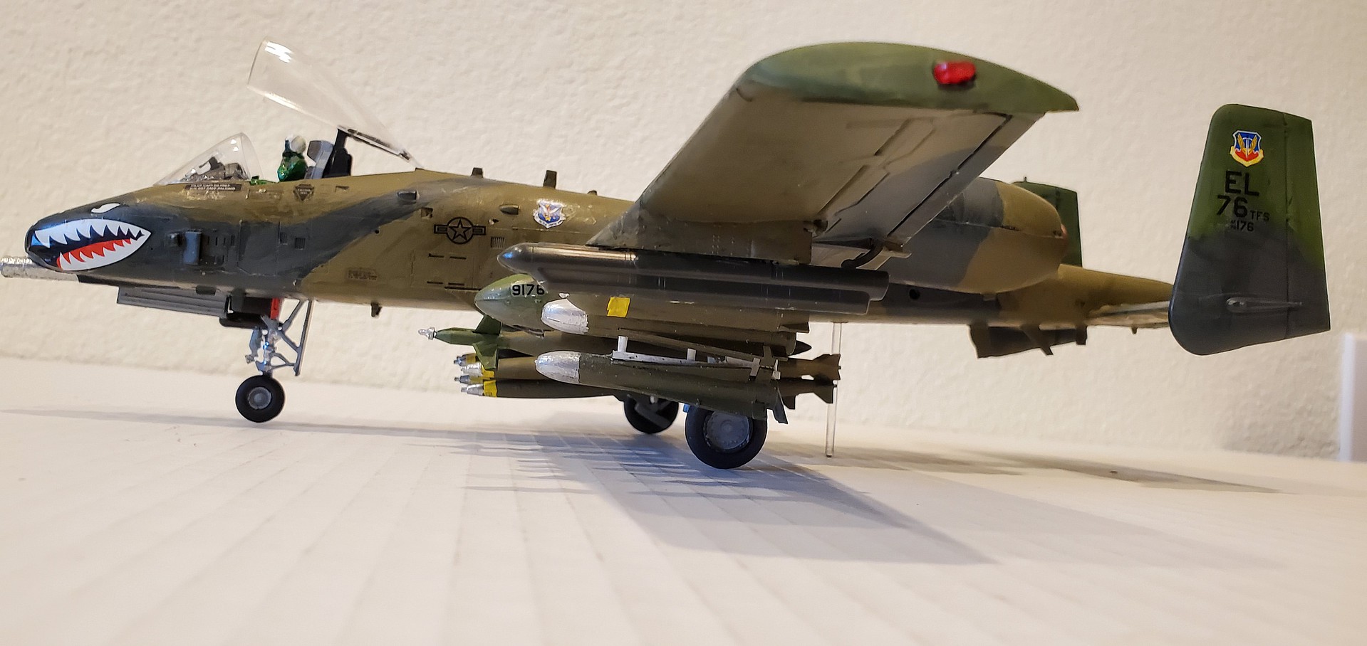 A-10 Thunderbolt II -- Plastic Model Airplane Kit -- 1/48 Scale ...