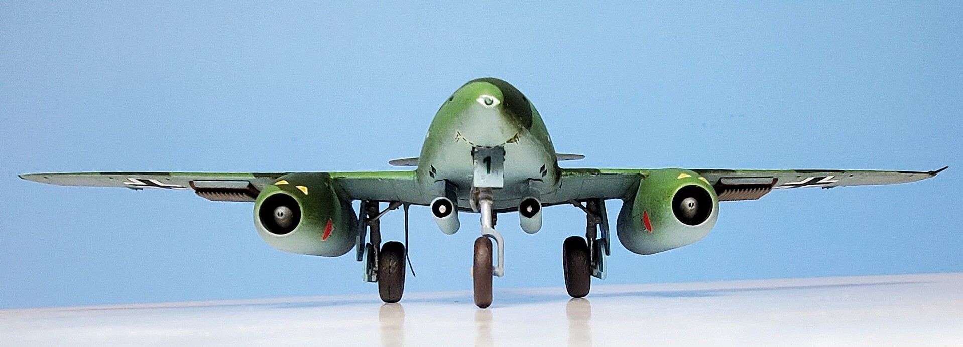Messerschmitt Me 262 A-1a Fighter Aircraft -- Plastic Model Airplane ...