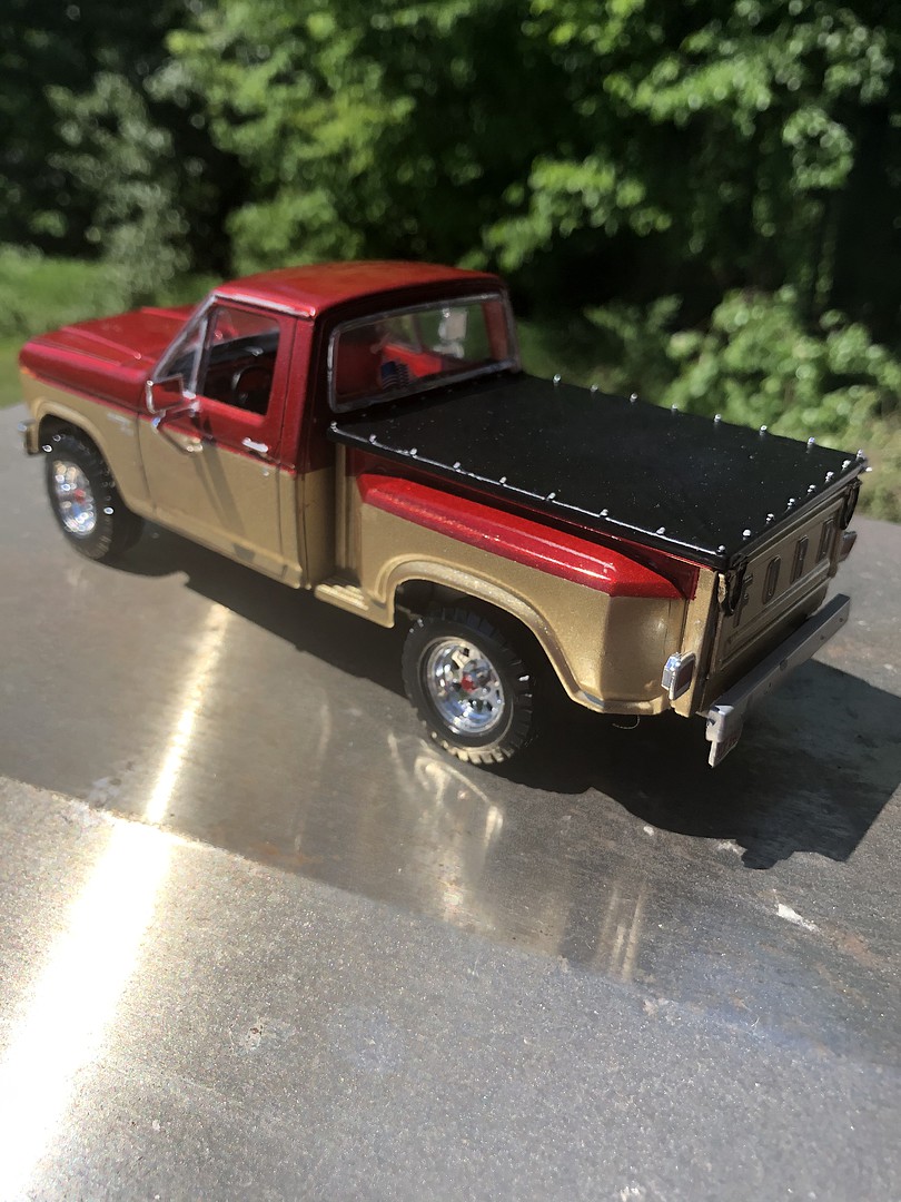 Ford Ranger Pickup -- Plastic Model Truck Kit -- 1/24 Scale -- #854360 ...