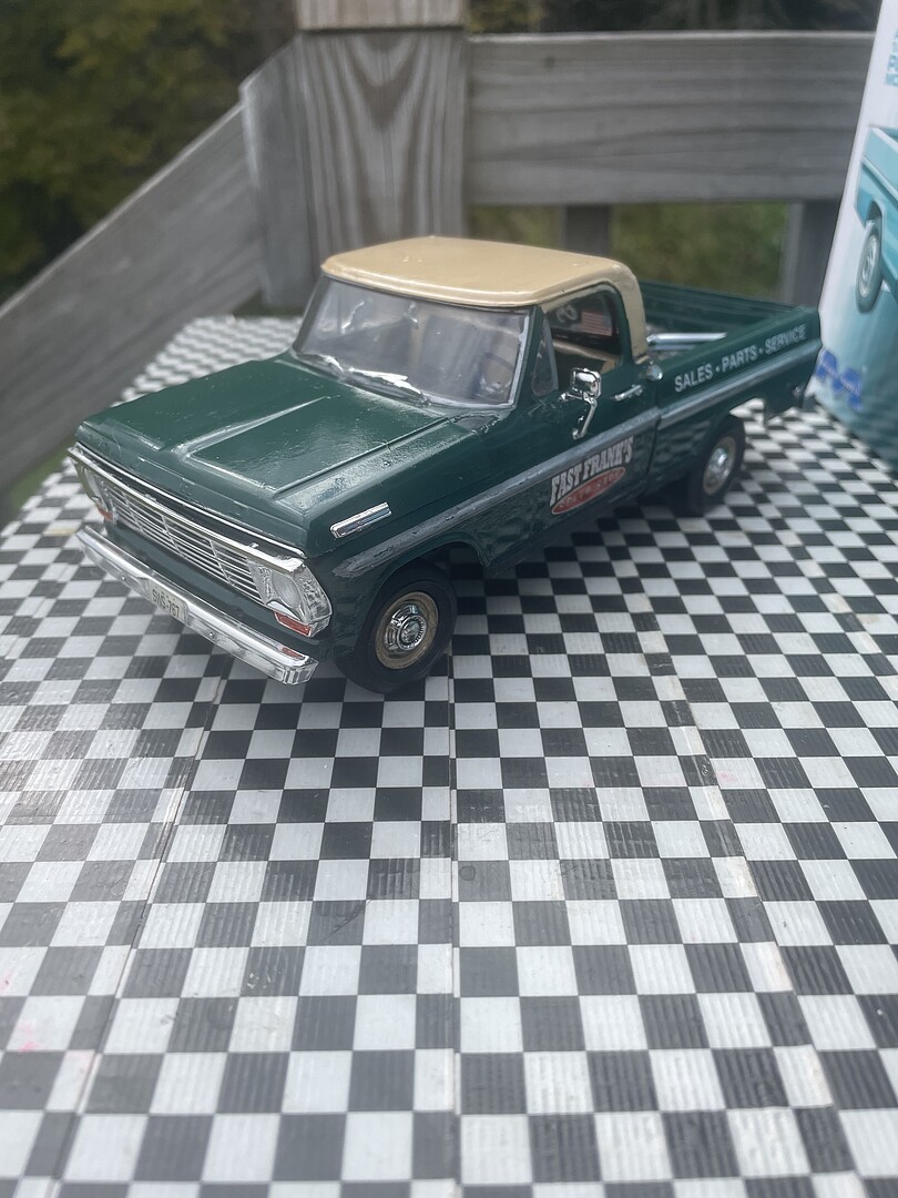 1969 Ford F100 Custom Cab Truck w/ Short Bed (Ltd Prod) -- Plastic ...