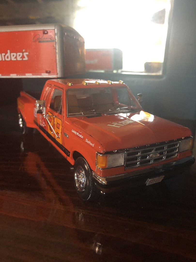 1991 Ford F-350 Dually -- Plastic Model Truck Kit -- 1/24 Scale ...