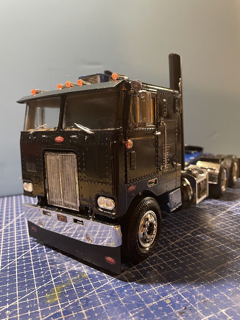 Gallery Pictures AMT Peterbilt 352 Pacemaker Cabover Plastic Model ...