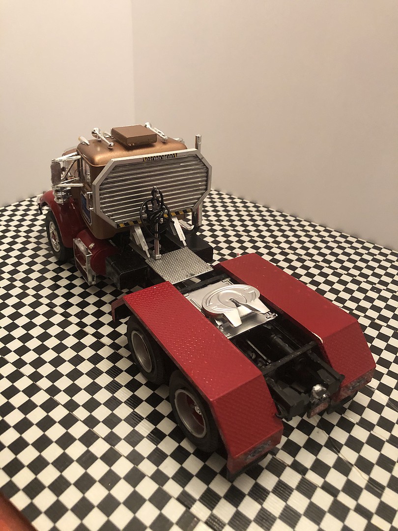 Autocar A64B Semi Tractor -- Plastic Model Truck Kit -- 1/25 Scale ...