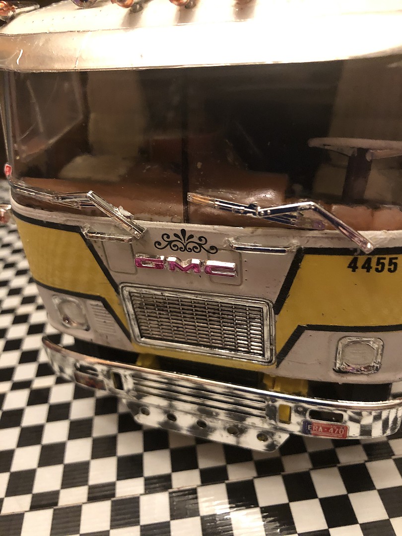 GNC Astro 95 Semi Tractor -- Plastic Model Car Kit -- 1/25 Scale ...