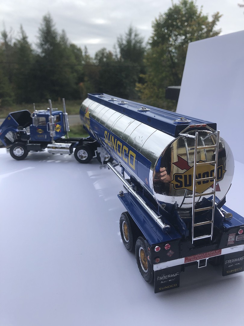 Fruehauf Plated Tanker Trailer Sunoco -- Plastic Model Truck Vehicle ...