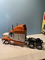 AMT Classic Peterbilt 377A/E Tractor Cab
