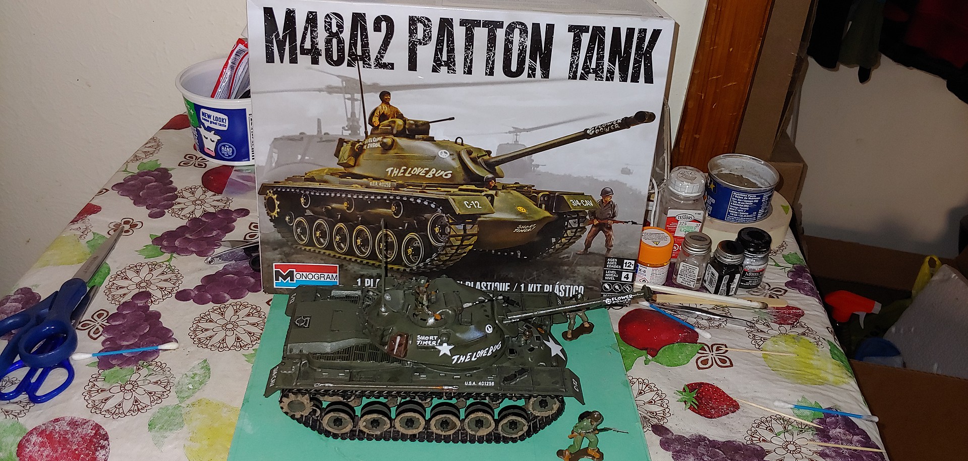 M-48 A-2 Patton Tank -- Plastic Model Tank Kit -- 1/35 Scale -- #857853 ...