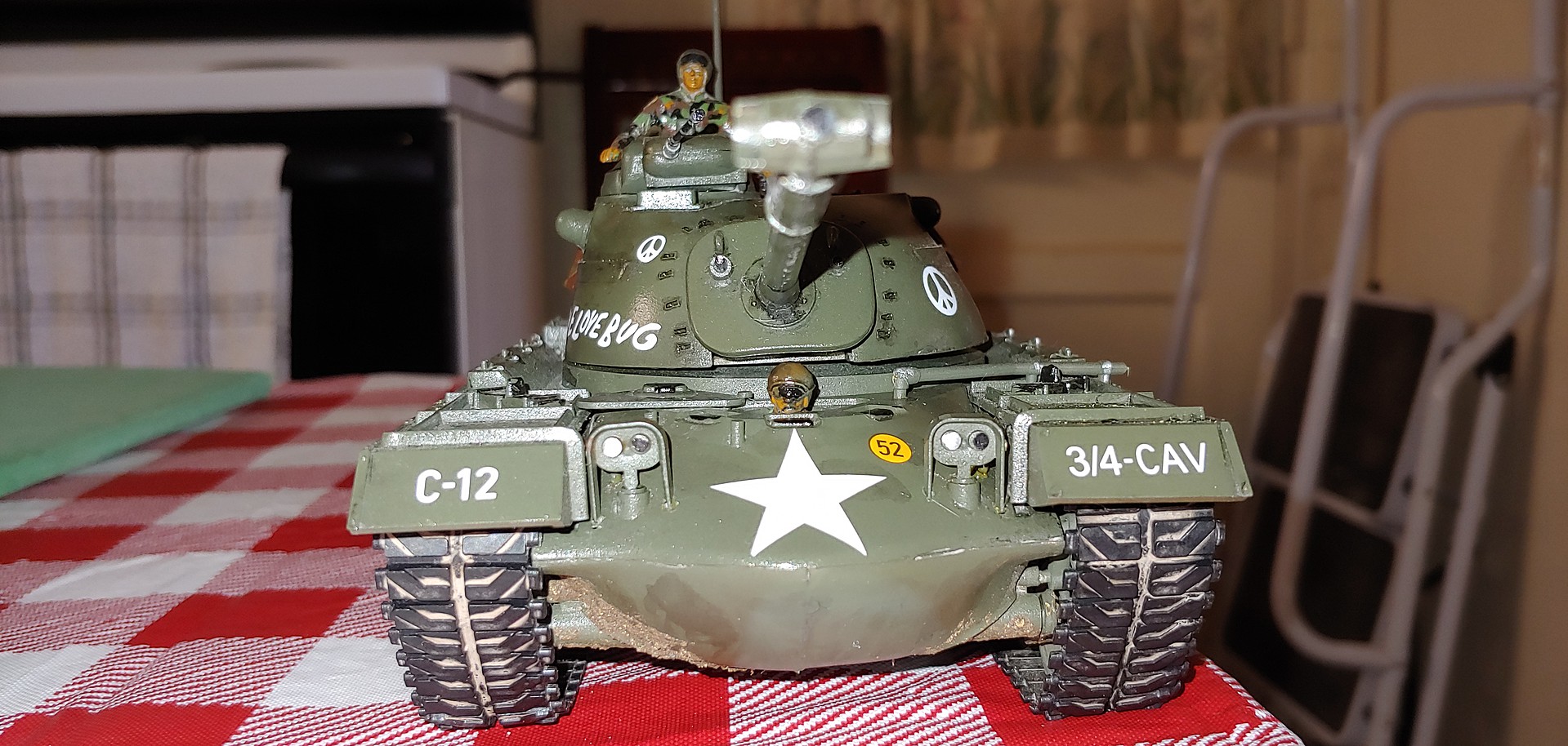M-48 A-2 Patton Tank -- Plastic Model Tank Kit -- 1/35 Scale -- #857853 ...