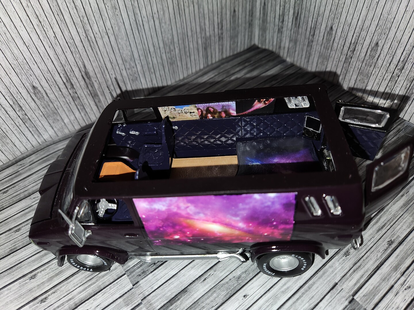 '76 Chevy Custom Van -- Plastic Model Car Kit -- 1/24 Scale -- #854490 ...