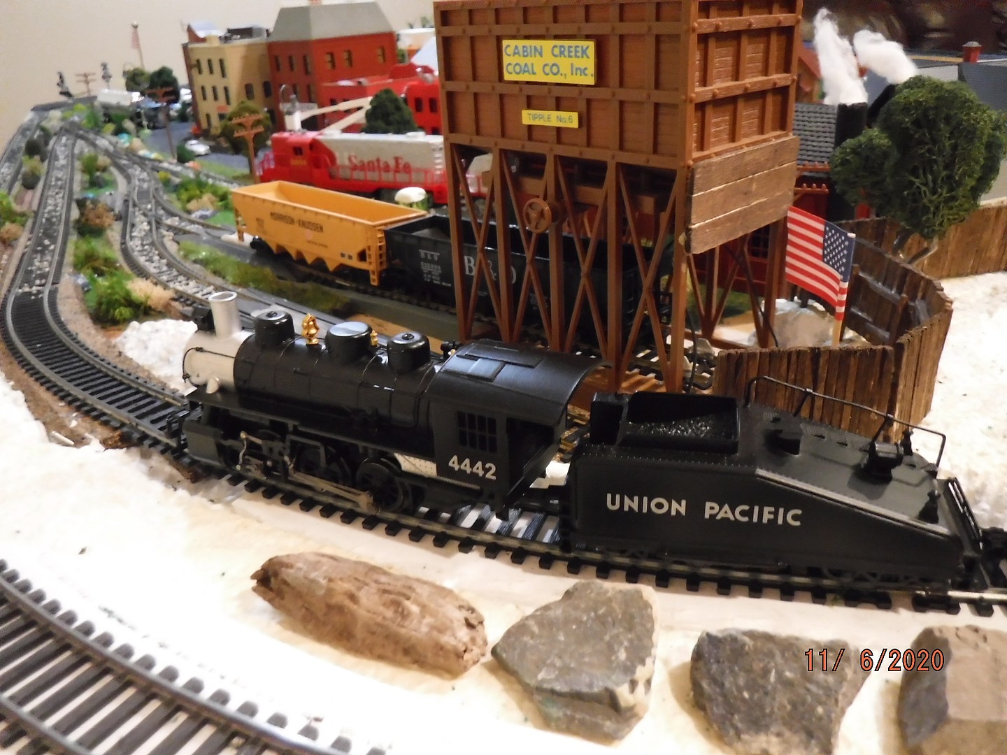 USRA 0-6-0 w/Smoke Tender UP #4442 -- HO Scale Model Train Steam ...