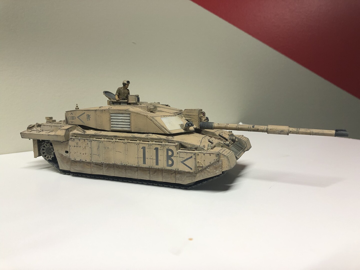 British MBT Challenger 2 Desert -- Plastic Model Military Vehicle Kit ...