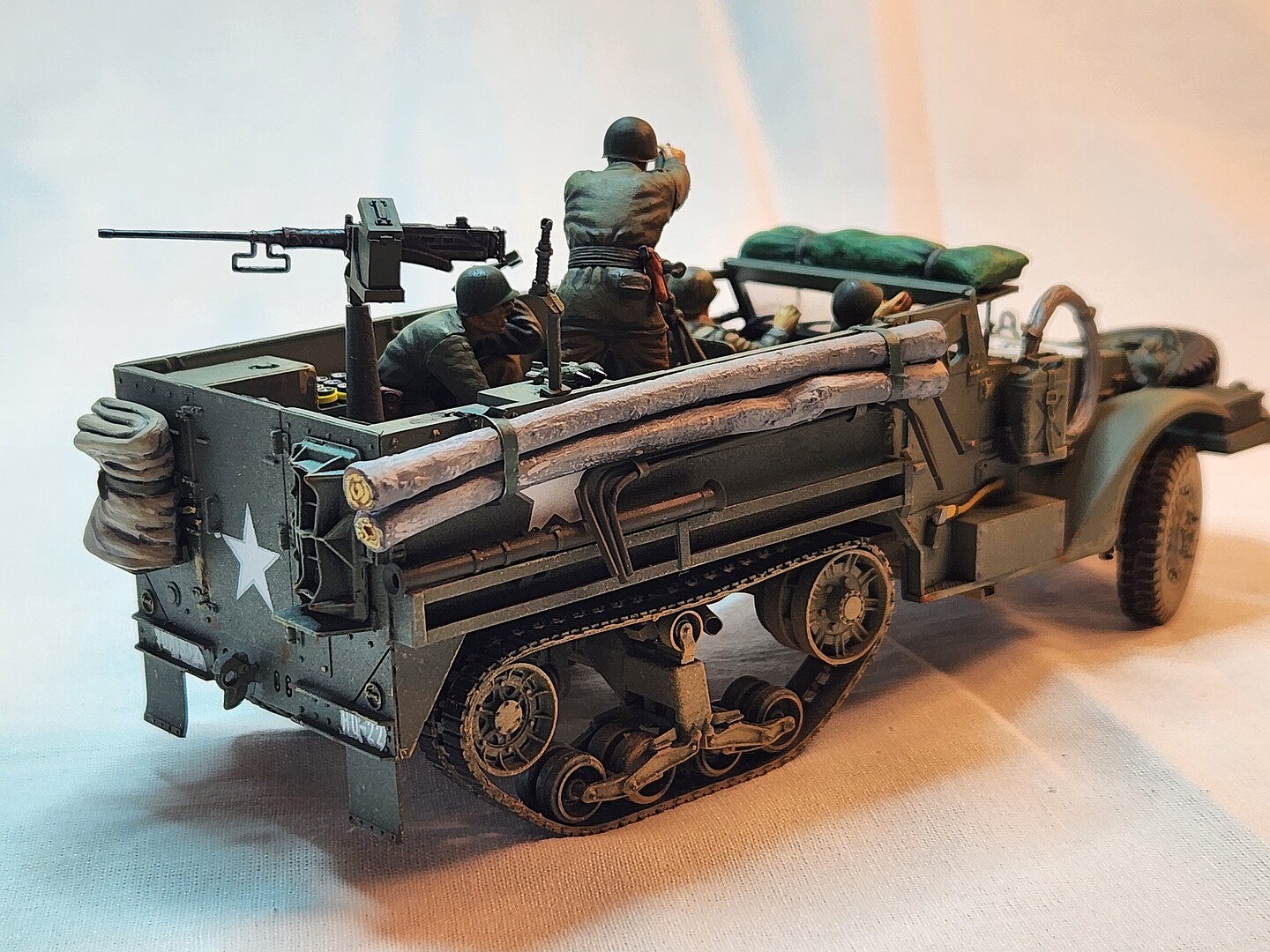 US 81mm Mortar Carrier M21 Re-Release -- Plastic Model Military Vehicle ...