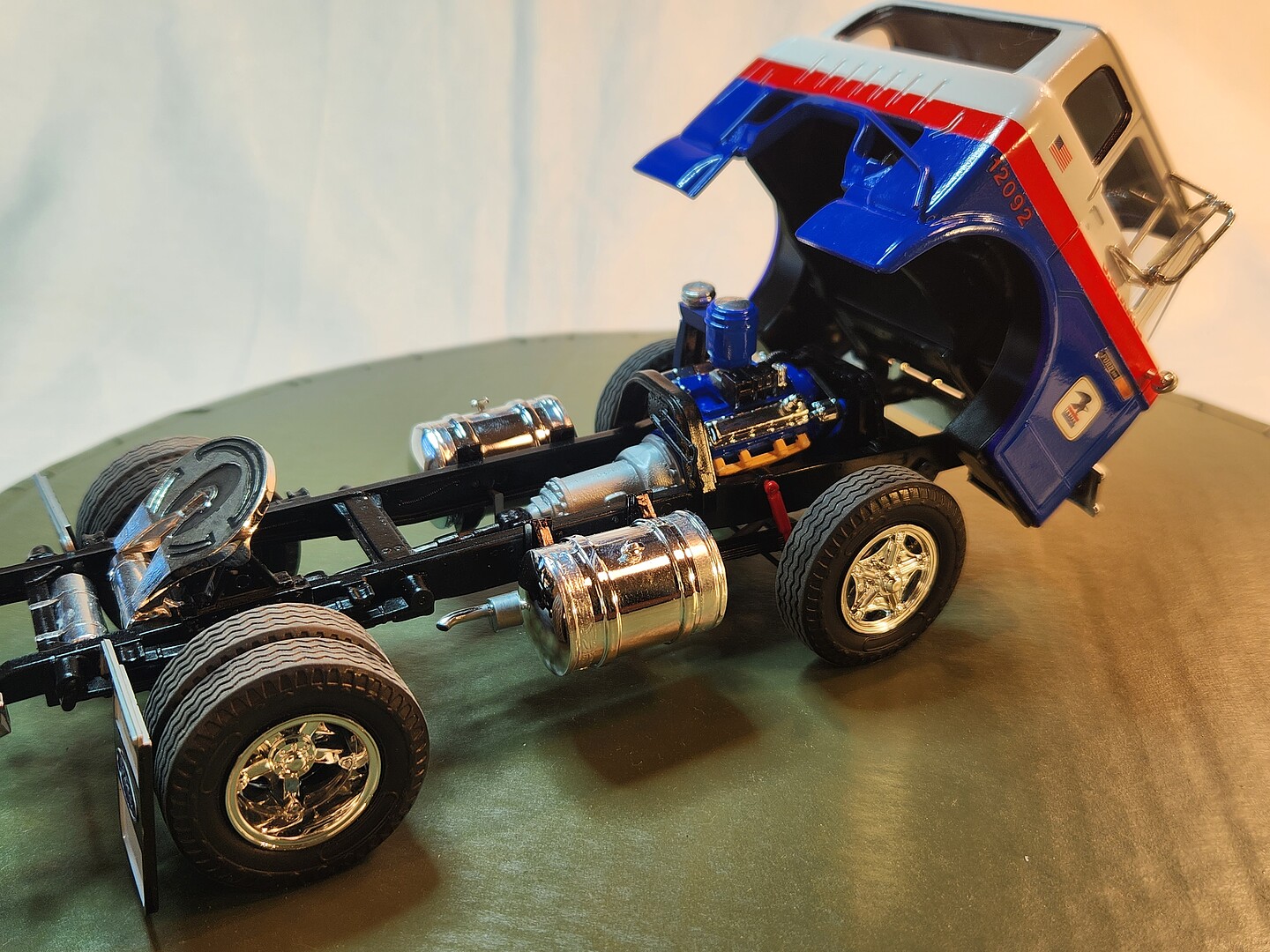 Ford C900 US Mail Truck w/trailer -- Plastic Model Truck Vehicle Kit -- 1/25 Scale -- #1326 ...