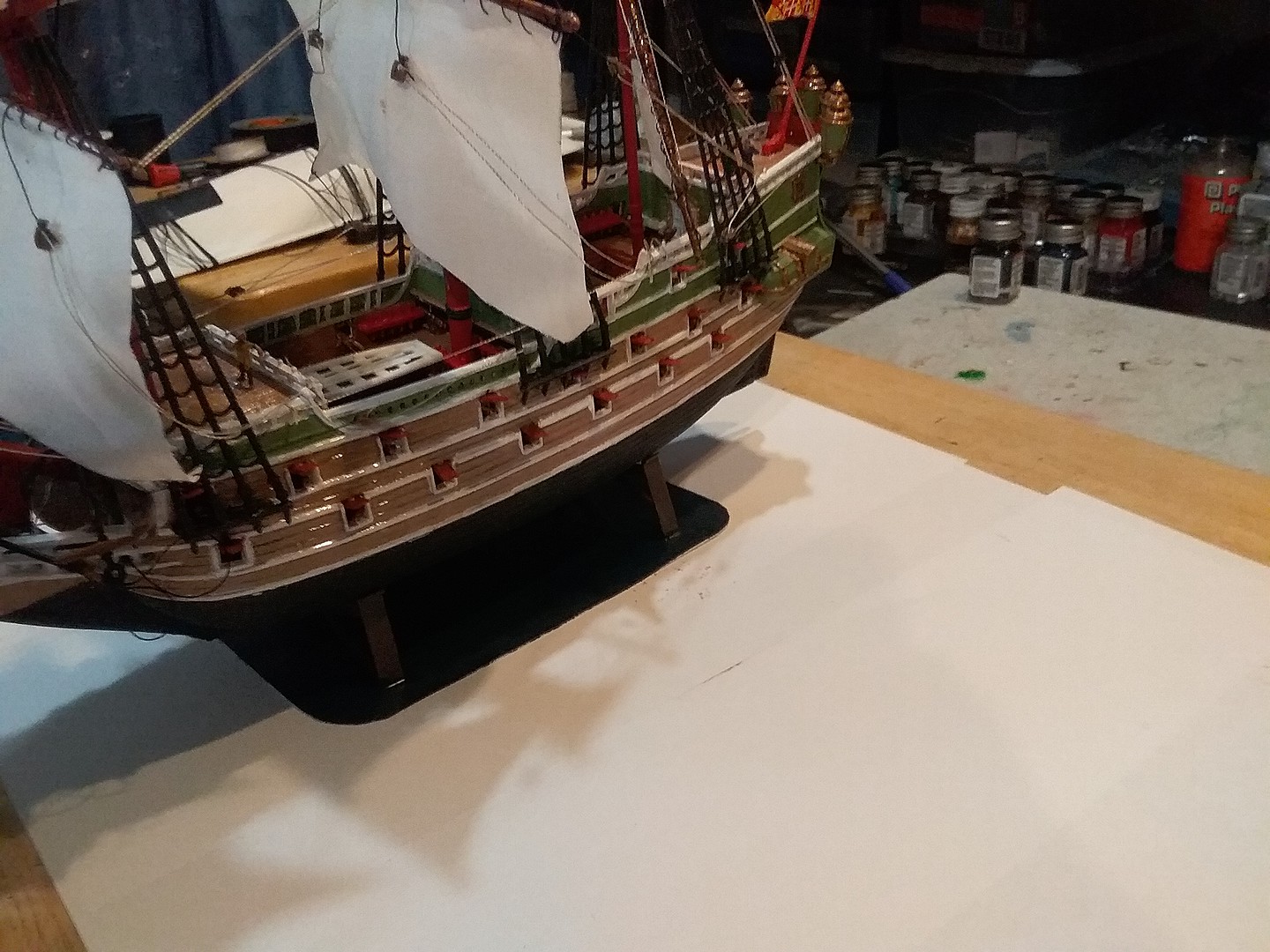 Gouda Dutch Man of War Sailing Boat -- Plastic Model Military Ship Kit ...