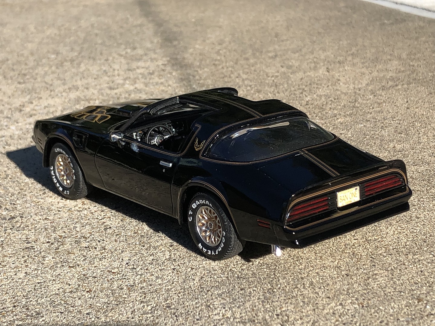 Smokey and the Bandit 1977 Firebird -- Plastic Model Car Kit -- 1/25 ...